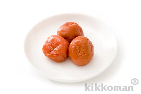 Umeboshi/pickled Japanese apricots | Glossary | Kikkoman Corporation